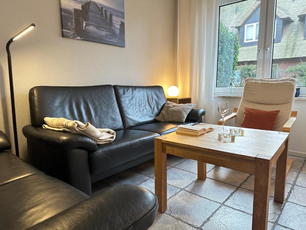 Ferienhaus Anlage Ostland17 FA Nordseeland Huus Bei't Water, St. Peter ...