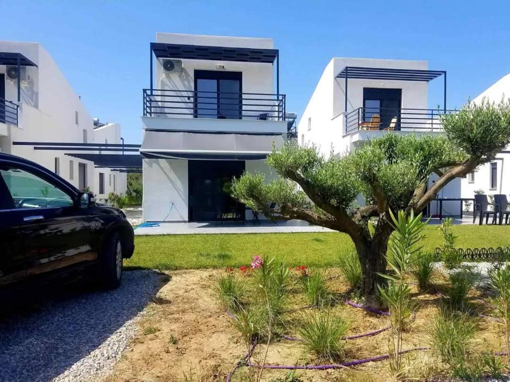 House Viki, Karianí (updated prices 2026)