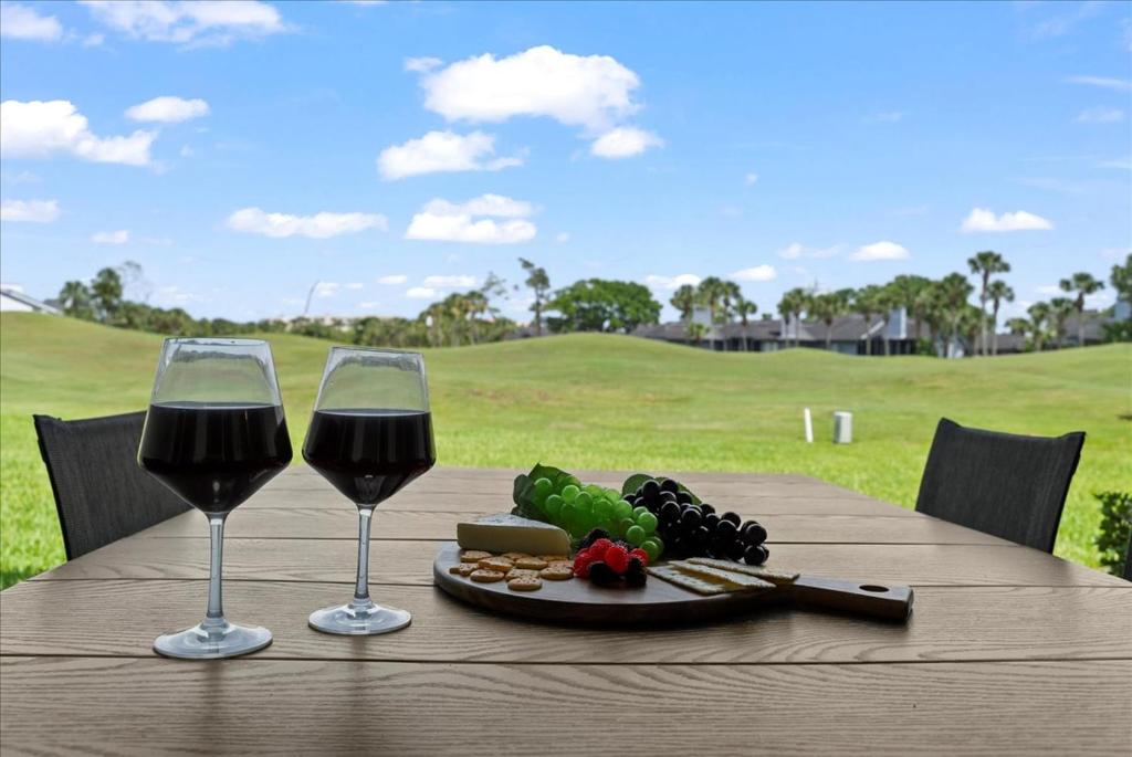 Sunlit Family Oasis in Sawgrass Golf Views, Sawgrass (preços ...