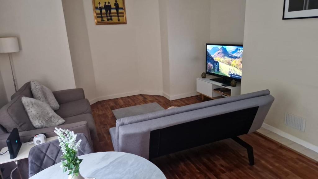 BEC Chambers-Stone Villa, Headingley (updated prices 2025)