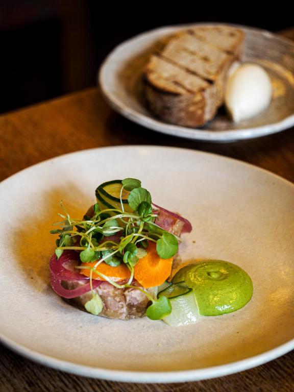 Bearslake Inn, Bridestowe (updated prices 2025)