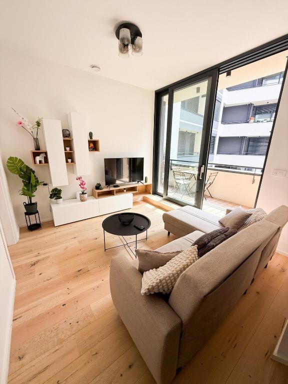 Solis, Koper (updated prices 2026)