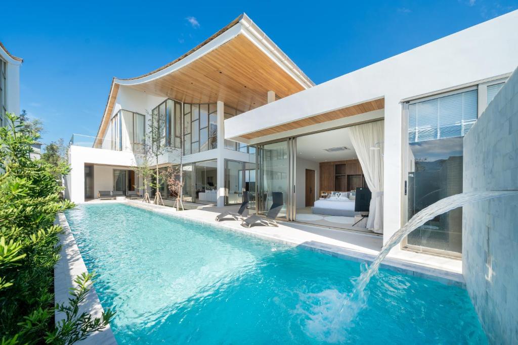 Super new modern 5BR villa with 20M Pool -C1, Таланг (актуальные цены ...