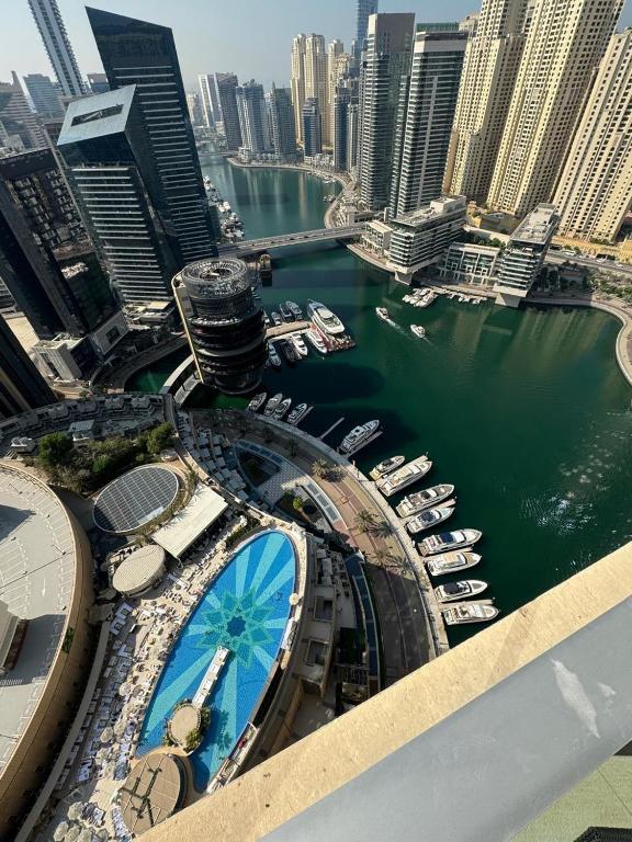 Stylish studio Located in JW Mariott Hotel Dubai Marina, Dubai (updated ...