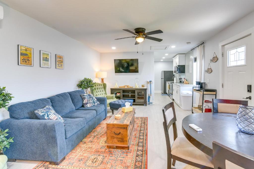 1 Mi to Pleasure Pier Walkable Home in Galveston, Галвестон (актуальные ...