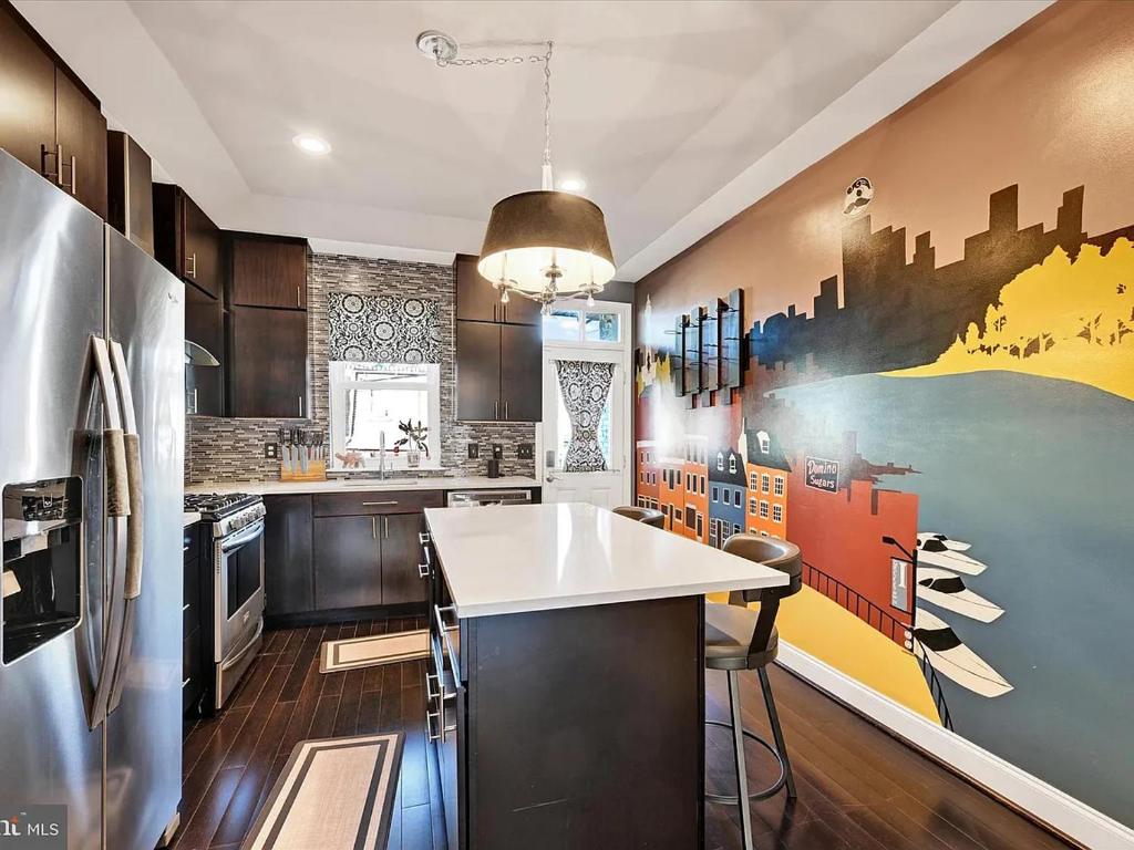 Greektown steps from Hopkins, Baltimore (updated prices 2025)