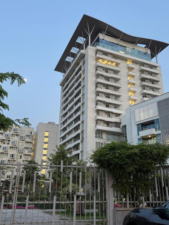 Elite Living at Penta Square Executive Apartments-DHA Lahore, Láhaur ...