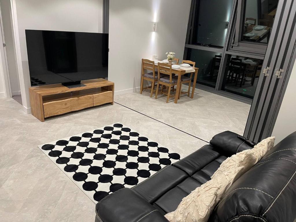 Queens Wharf 50th Floor, Brisbane (updated prices 2025)