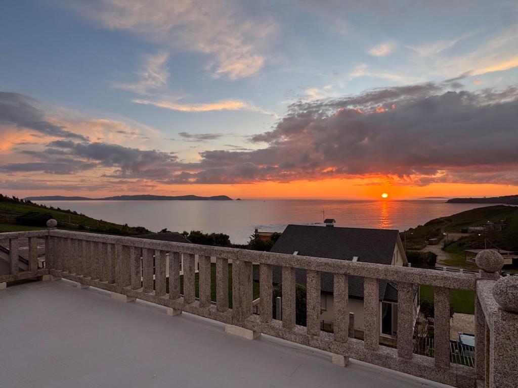 Bascuas beach house with ocean views, Aios (updated prices 2026)