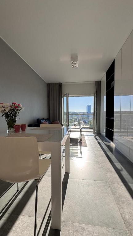 Sunny Nest - Albatross Towers 14th floor، غدانسك (أسعار محدثة لعام 2025)