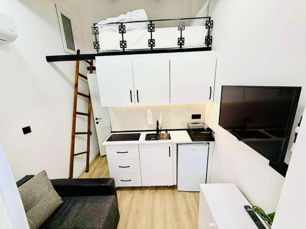 Ezo Tiny Loft - Georgias smallest apartment, Tbilisi (updated prices 2026)