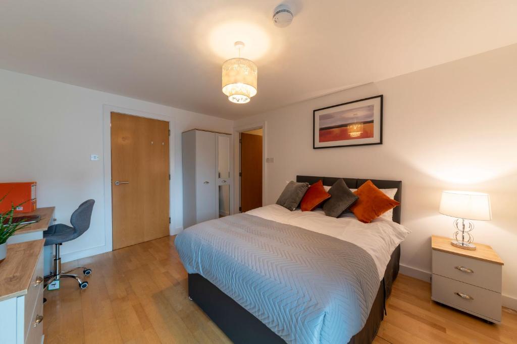 City centre large flat, Nottingham (updated prices 2025)