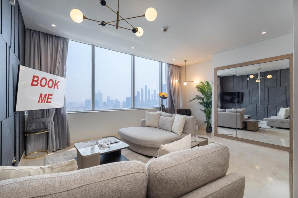 Stylish Studio Apartment with impressive decor and furniture at Sky ...