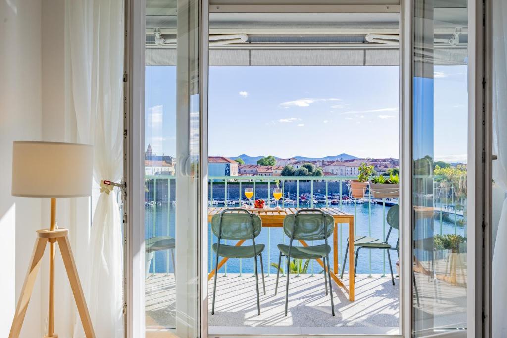 Harbor lights apartment, Zadar (updated prices 2025)