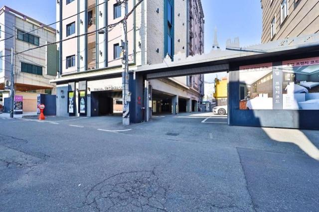 Changwon Jinhae French Code, Cshangvon (2025-ös frissített árak)