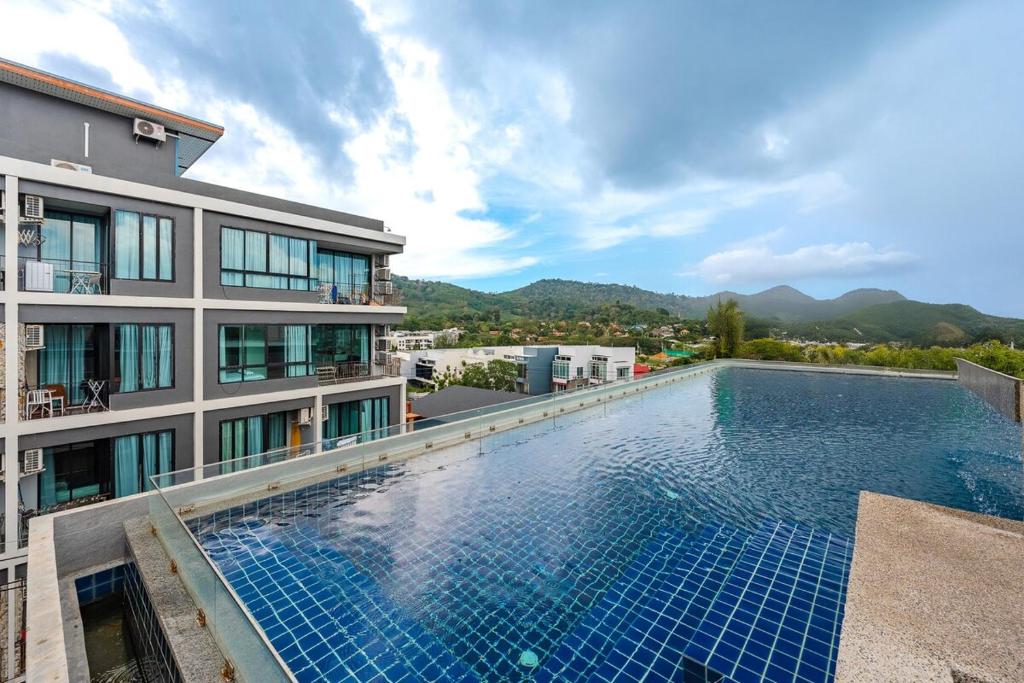 C186 Steps to NaiHarn Beach Serene Nature Stay، شاطئ راوايْ (أسعار ...
