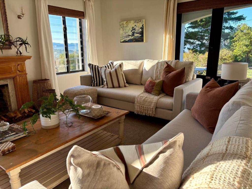 Libertas House, Cheverells Farm, Grabouw (updated prices 2025)