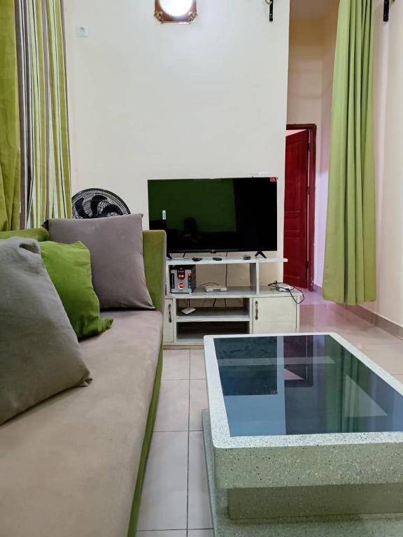 Olympus studio, Nkoambang (updated prices 2026)