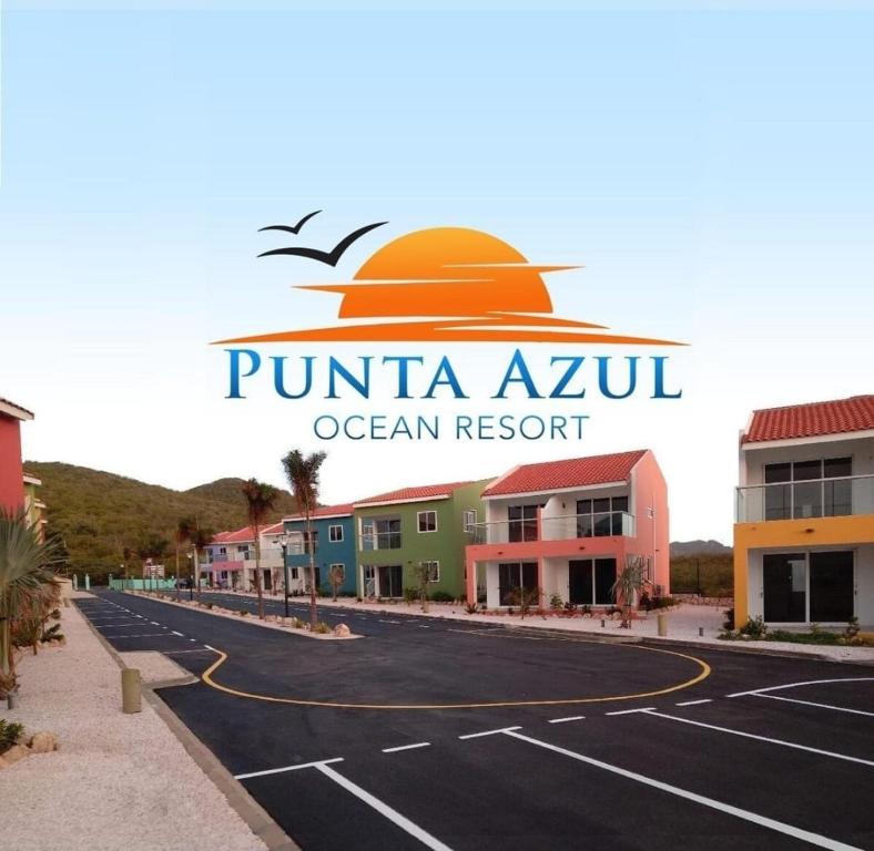 Punta Azul, Westpunt (updated prices 2026)