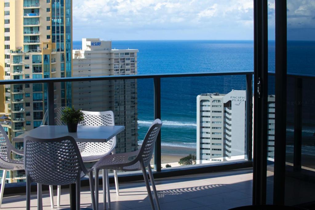 Ruby - 3 Bedroom Family Apartment with Views!, Gold Coast (updated ...