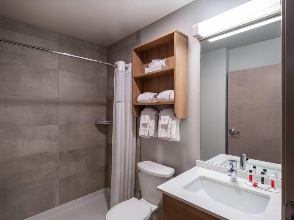 Microtel Inn & Suites by Wyndham Georgetown Lake, Georgetown (updated ...