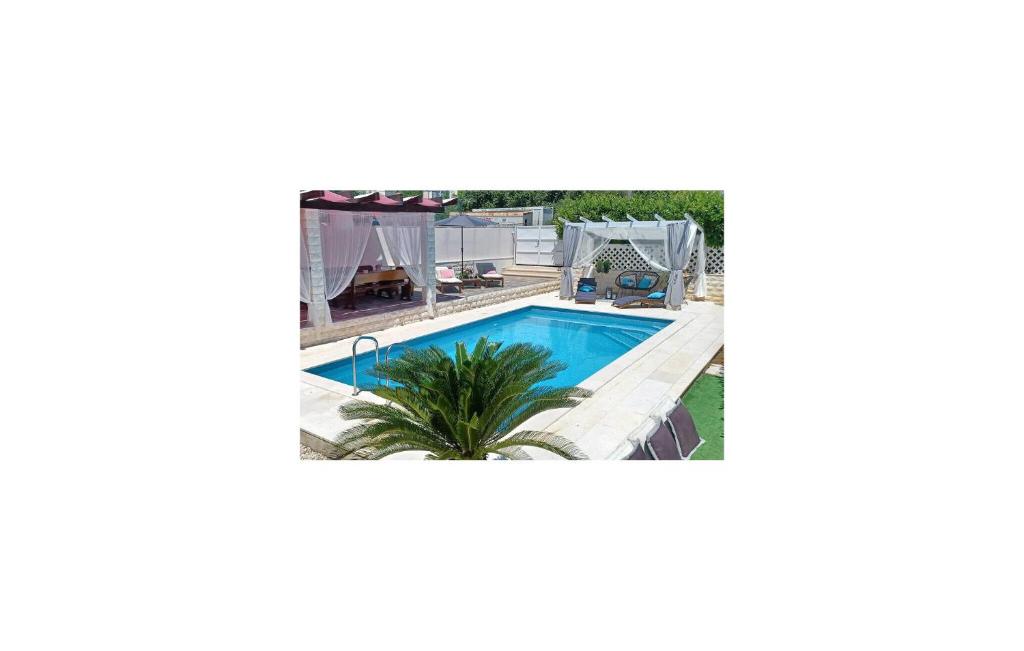 Beautiful Home In Mravince, Mravince (updated prices 2026)