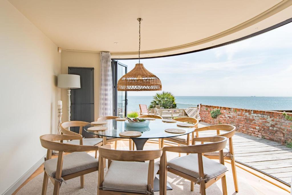 The Beach House at Sandgate by Bloom Stays, Sandgate (updated prices 2026)