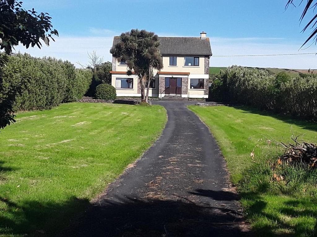 Ard Na Mara Ballymore, Dingle 4 bedroom house, Ventry (tarifs ...