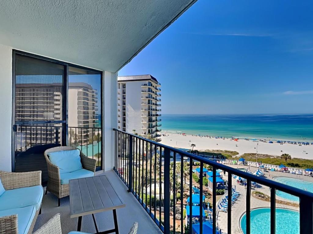 Edgewater Tower I 704, Panama City Beach (updated prices 2026)