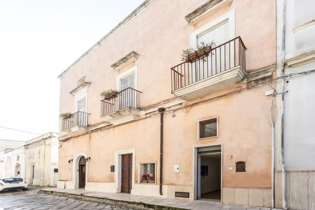 Palazzo Dante - Salento Reservation, Racale (updated prices 2025)