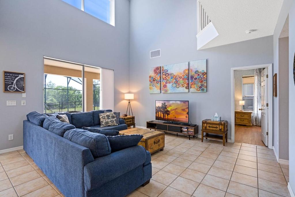 La Isla Retreat, 6 BR pool house near Disney, Kissimmee (preços ...