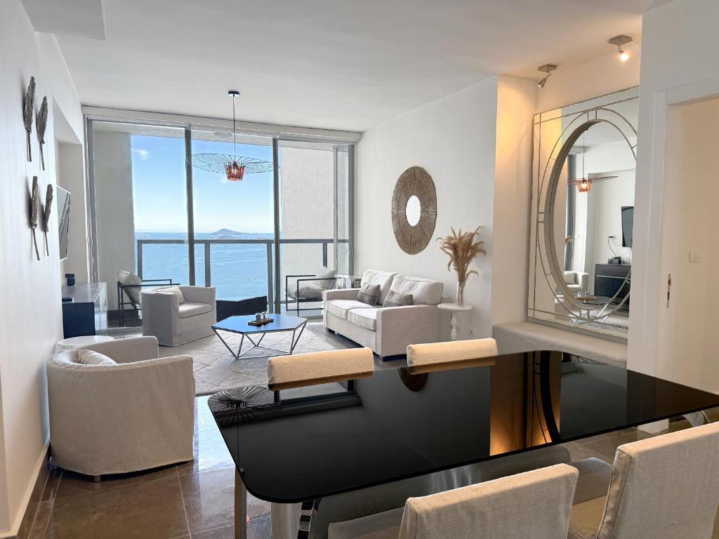 AmazINN Places Incredible views YOO Building, Panamá (precios ...