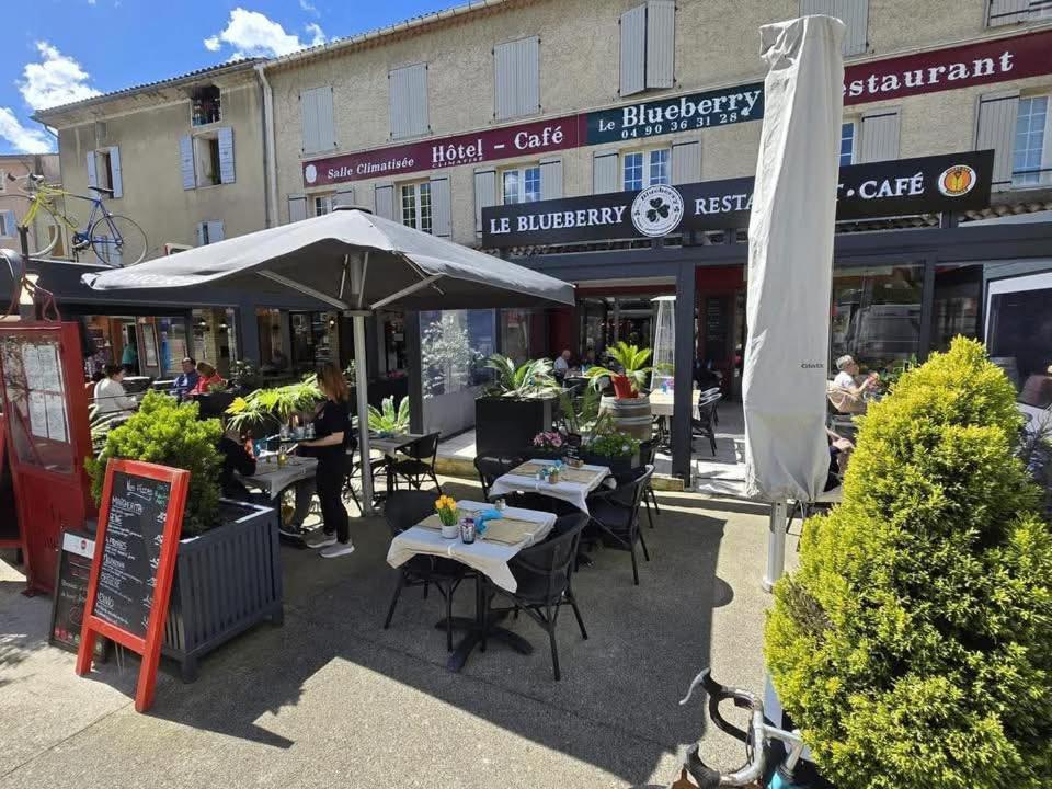 Hôtel-Restaurant Le Blueberry, Malaucène (tarifs actualisés, 2026)