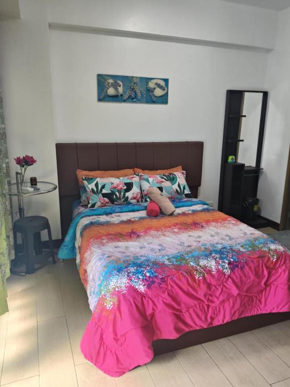 LDN Two Palm Tree Newport Home, Manila (updated prices 2026)