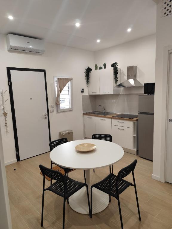 LC House, Bari (tarifs actualisés, 2026)