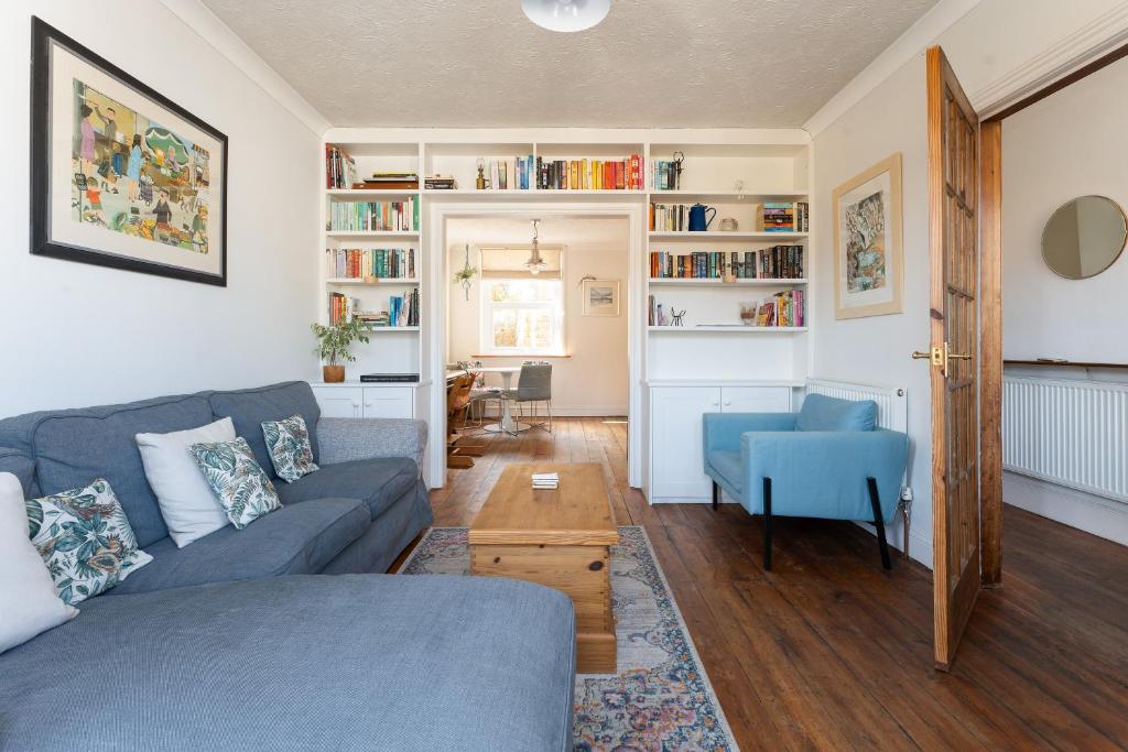 The Albert House, Parkstone (updated prices 2025)