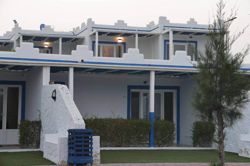 Al-Ashkhara Beach Resort منتجع شاطئ الأشخرة, Al Sharqiyah (updated ...