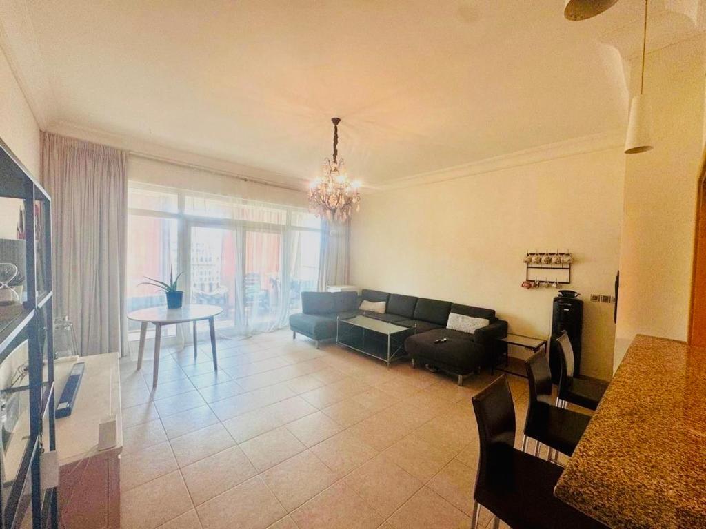 Shorline, Sabkhah (updated prices 2025)