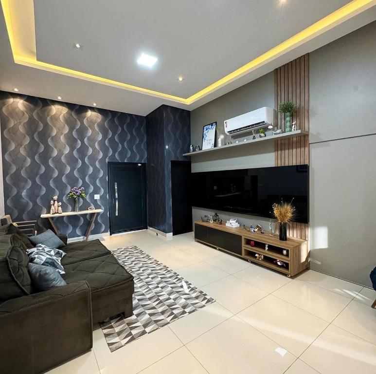 House in a Climatized Condominium with heated pool, Ribeirão Preto ...