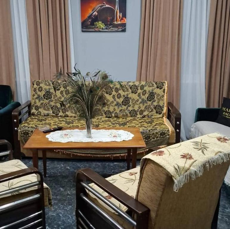 Guruli sakhli Nena, Ozurgetʼi (aktualisierte Preise für 2026)