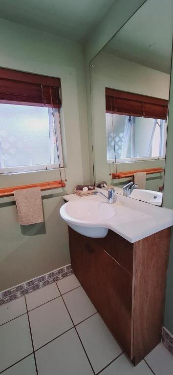 Avana Waterfront Apartments, Rarotonga (updated prices 2025)