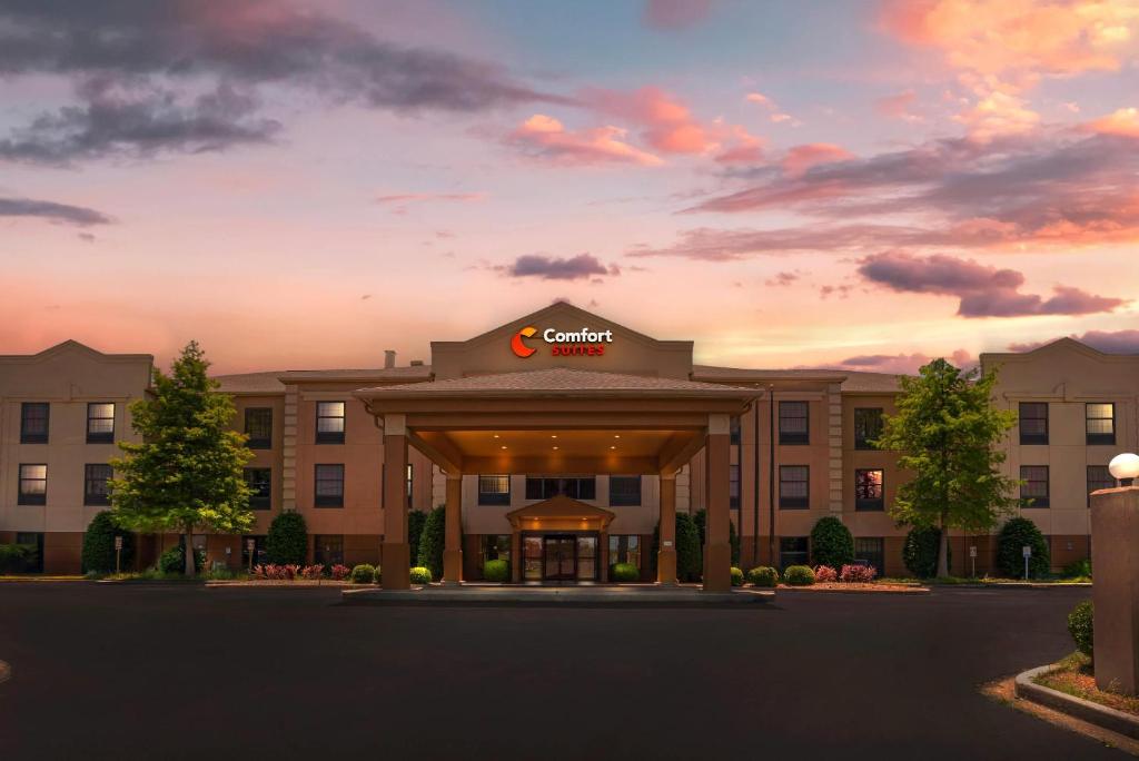 Comfort Suites Monroe, Monroe (updated prices 2026)