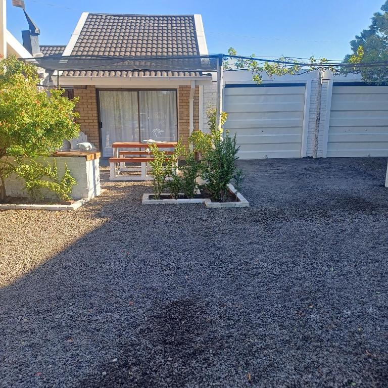 Linga Longa, Beaufort West (updated prices 2026)