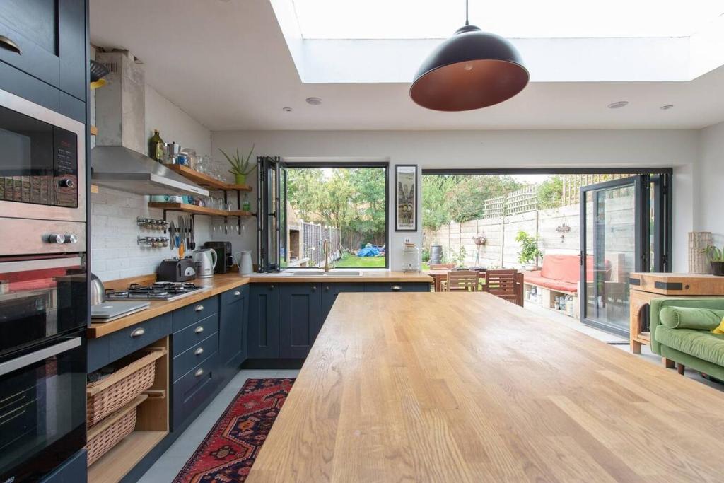 Modern Wanstead home, London (updated prices 2025)