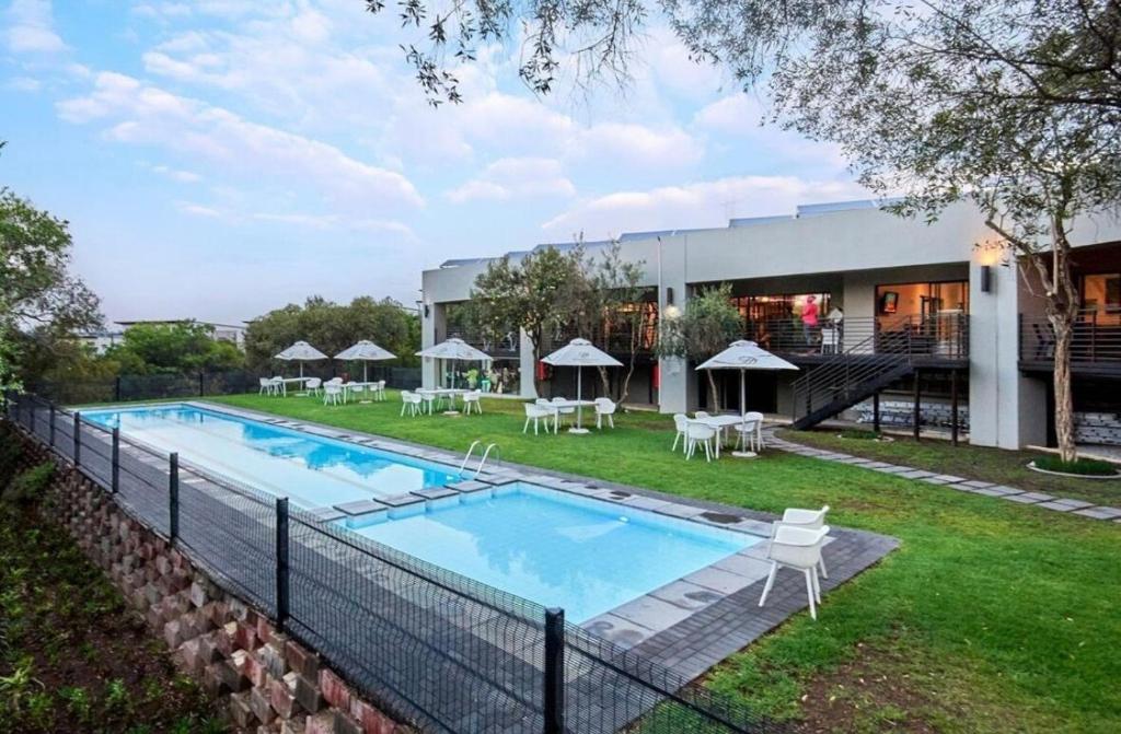 Beautiful 2 bedroom Apartment in Johannesburg, Midrand (updated prices ...