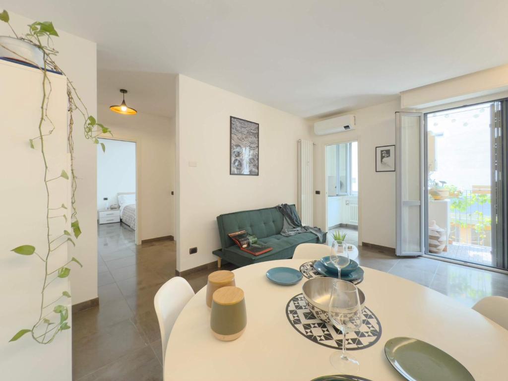Casa Luca Milan center & flat with sunny terrace, Milan (updated prices ...