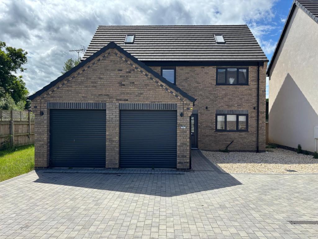 5-Bedroom Cottage in New Waltham, Grimsby, Grimsby (aktualisierte ...