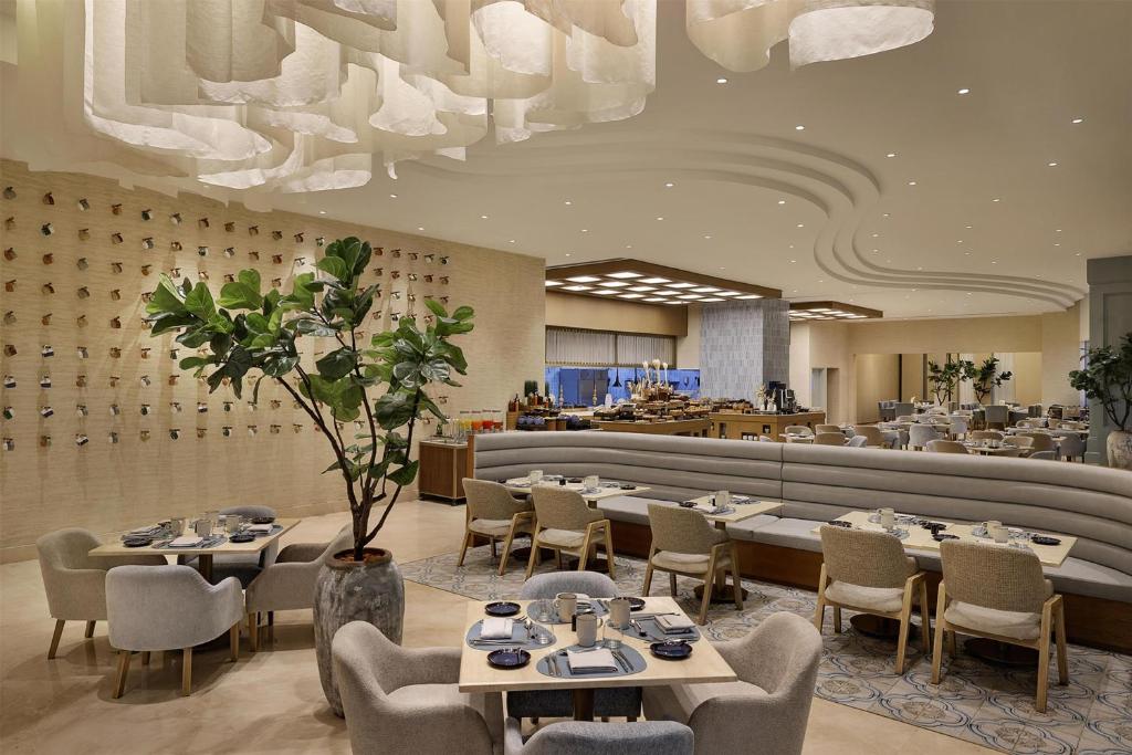 Hilton Al Khobar King Fahd Causeway, Al Khobar (updated prices 2025)