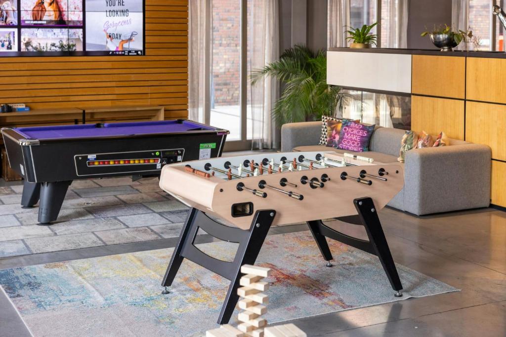 Moxy London Excel, London (updated prices 2025)