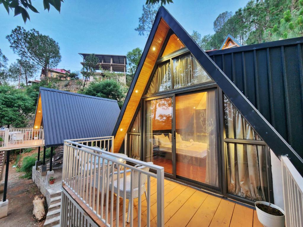 Musical Paradise, Kasauli (updated prices 2026)